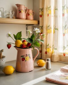 Lemon Kitchen Decor 73 Ideas: Modern, Farmhouse, Italian, and Vintage ...
