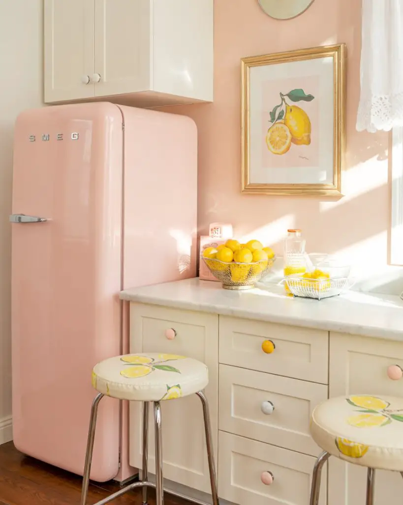 Lemon Kitchen Decor 73 Ideas: Modern, Farmhouse, Italian, and Vintage ...