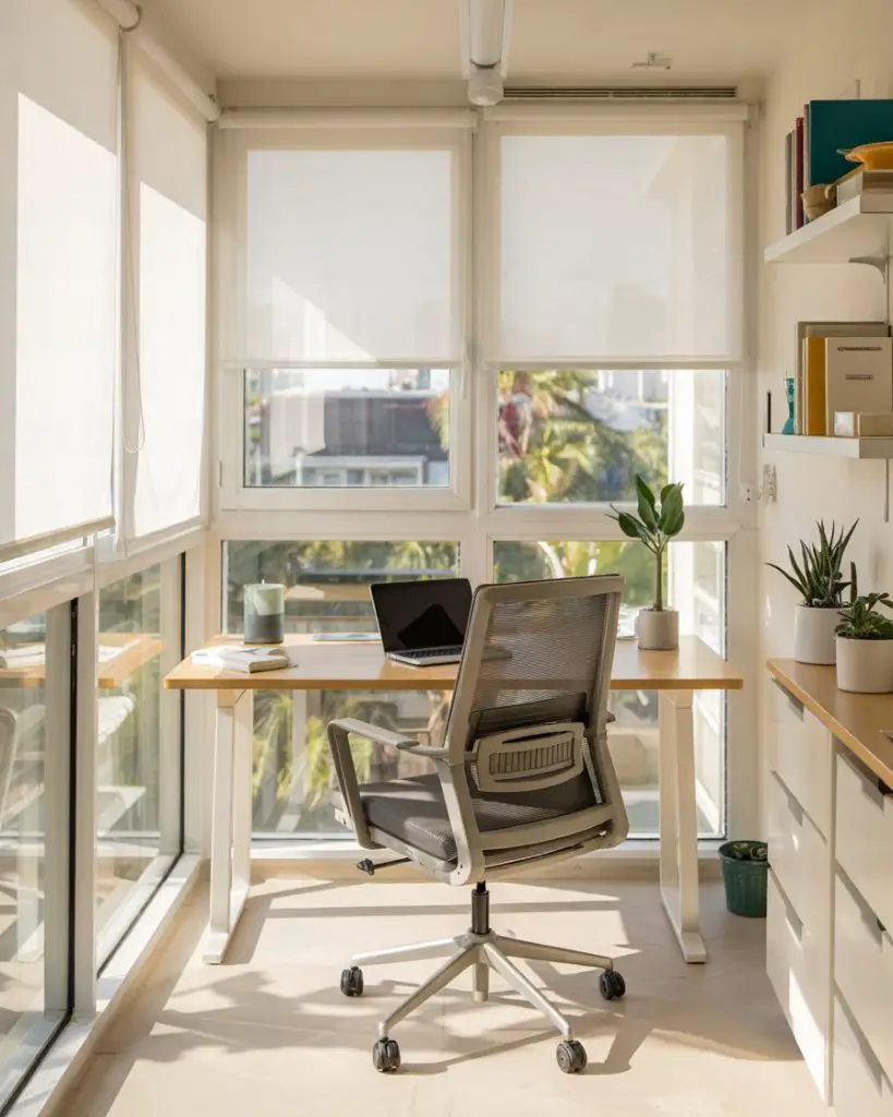 50 Balcony Workspace Ideas 2025 for Small Spaces | Enclosed, Open, Cozy ...